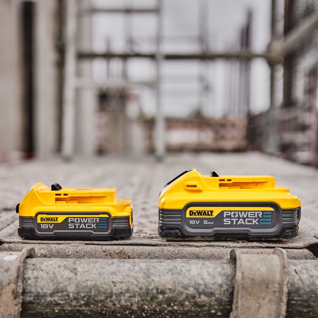 Dewalt 18v xr battery 5ah store